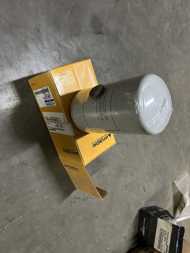 Genuine OEM Hyundai Construction Eng Fuel Filter 11QA-70010 | eBay