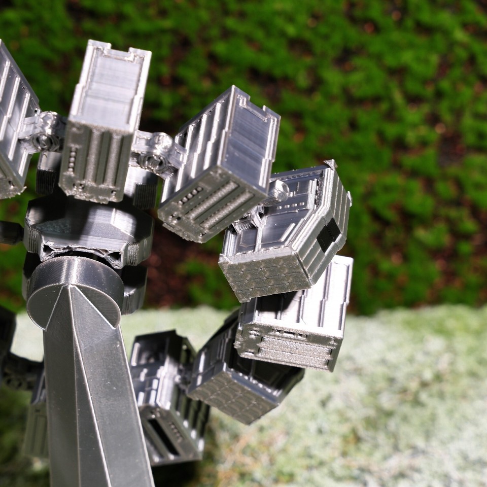 Interstellar Endurance Space Station Model 3D Printed Sci-Fi Display ...