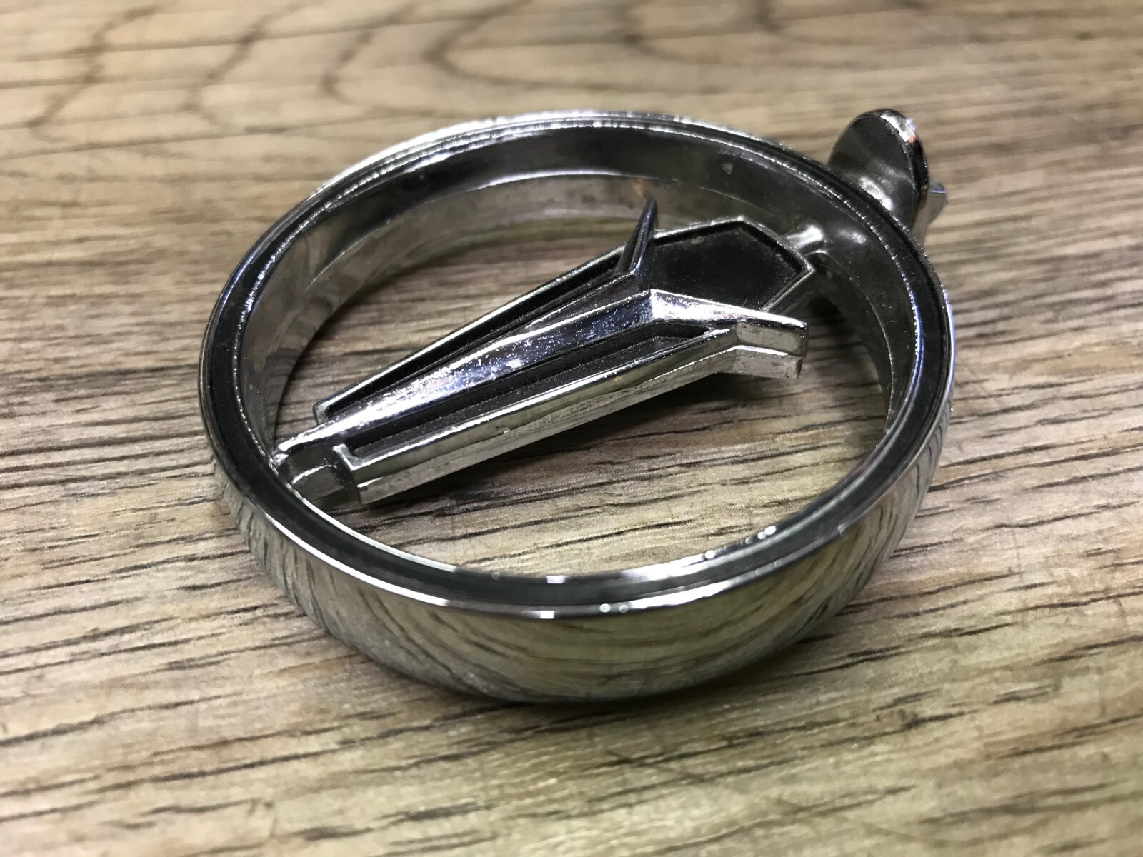 1974-78 PLYMOUTH GRAND FURY VOLARE B BODY MOPAR HOOD EMBLEM ORNAMENT OE ...