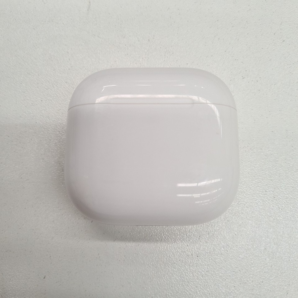 GENUINE Apple Airpods 4 MXP63ZA/A - *GOOD* (FREE SHIP) | eBay Australia