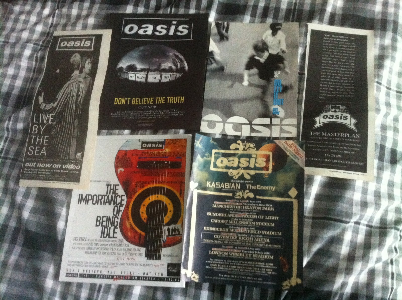 OASIS - MAGAZINE ADVERT SMALL POSTER live masterplan go let it out ...