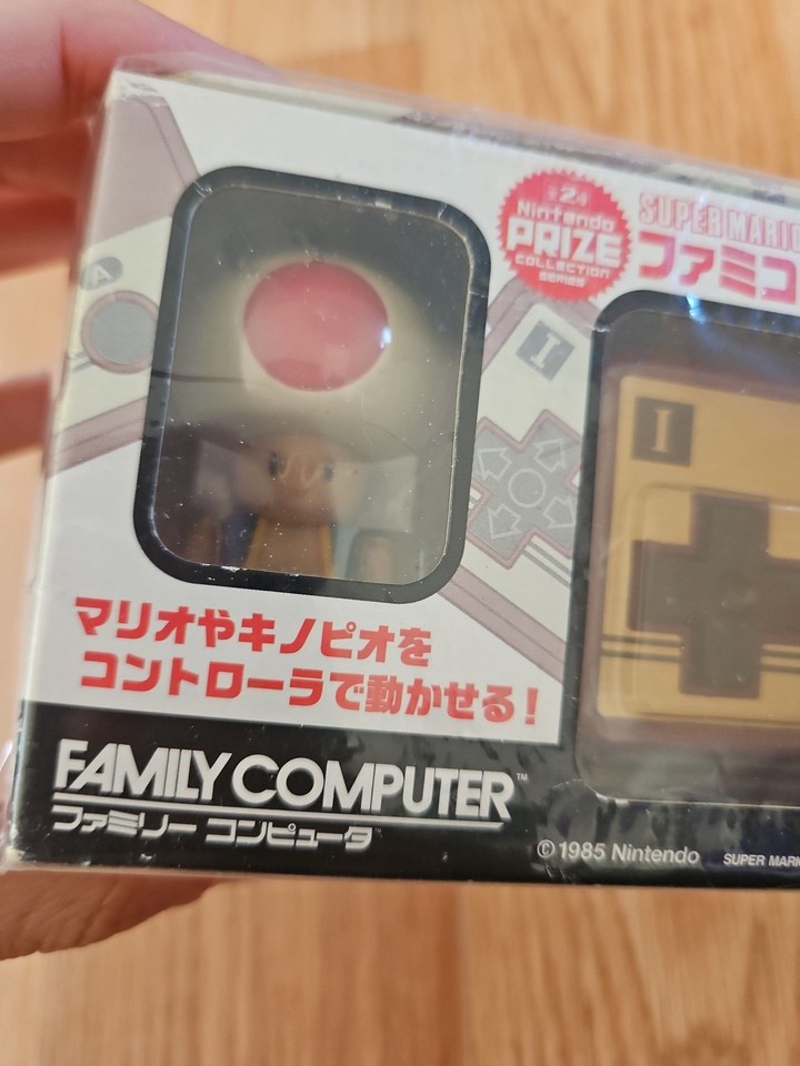 Toad SUPER MARIO BROS NES Controller Operation Walking Figure Prize ...