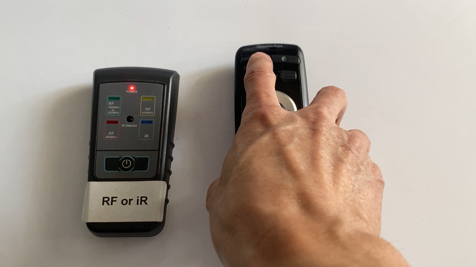 2009-2016 Mercedes GL320 GL350 GL450 GL550 GL63 DVD Entertainment ...