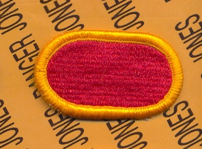 US Army 782nd Maintenance Bn 4th BCT Airborne para oval patch #2-B m/e ...