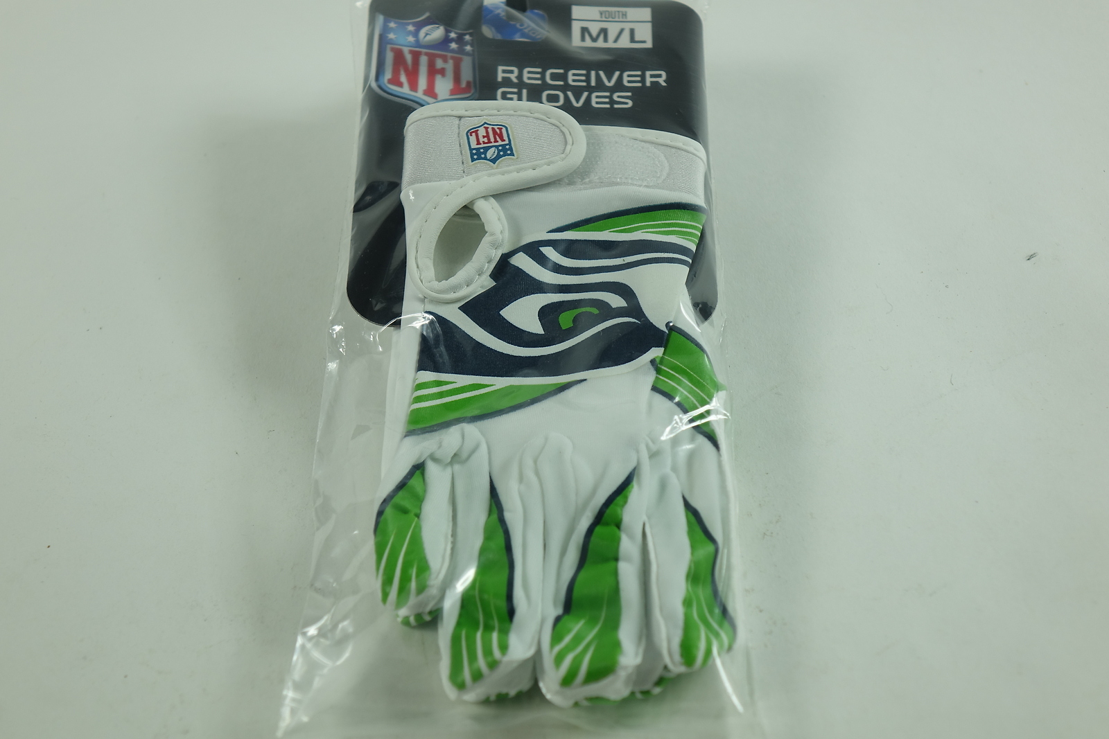 Franklin Sports Youth NFL Seattle Seahawks Football Receiver Gloves ...