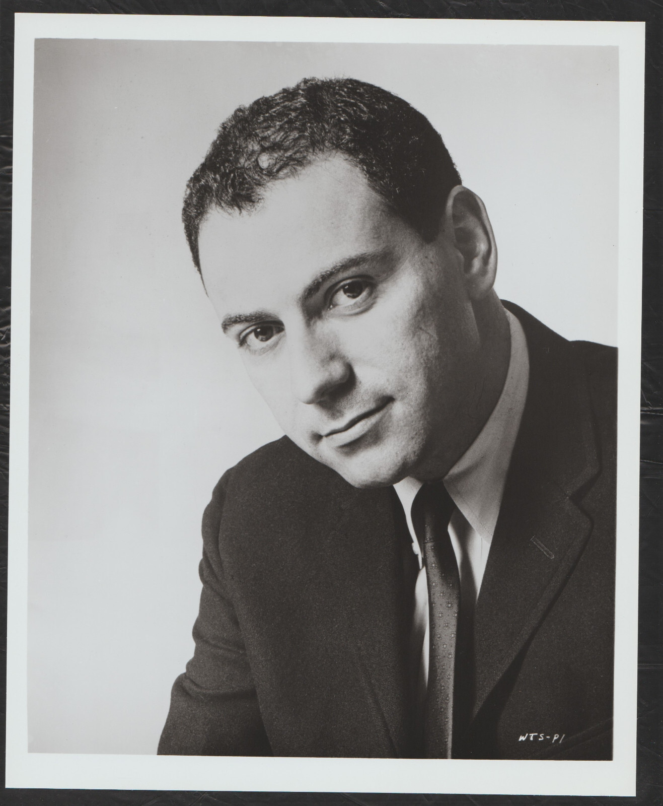 ALAN ARKIN in Woman Times Seven '67 HANDSOME | eBay