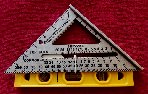 Swanson 7" Speed Square Pro and 4 1/2" Speed Trim Square S0100-AS0145 ...