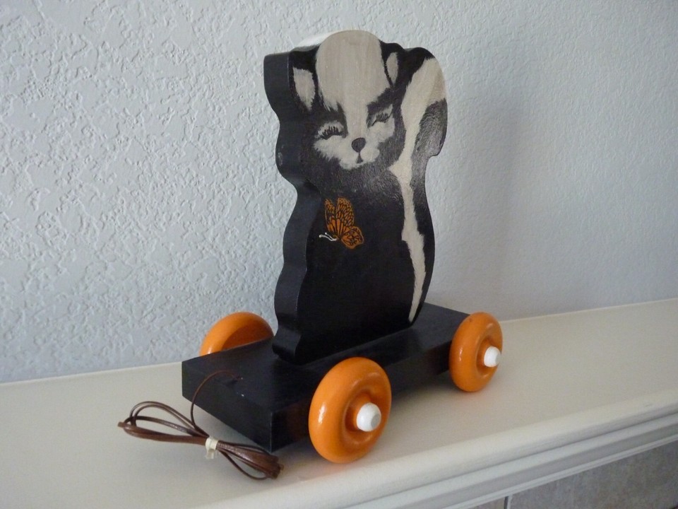 Unique Handmade Hand Painted SKUNK Wood Pull Toy H8.5" | eBay