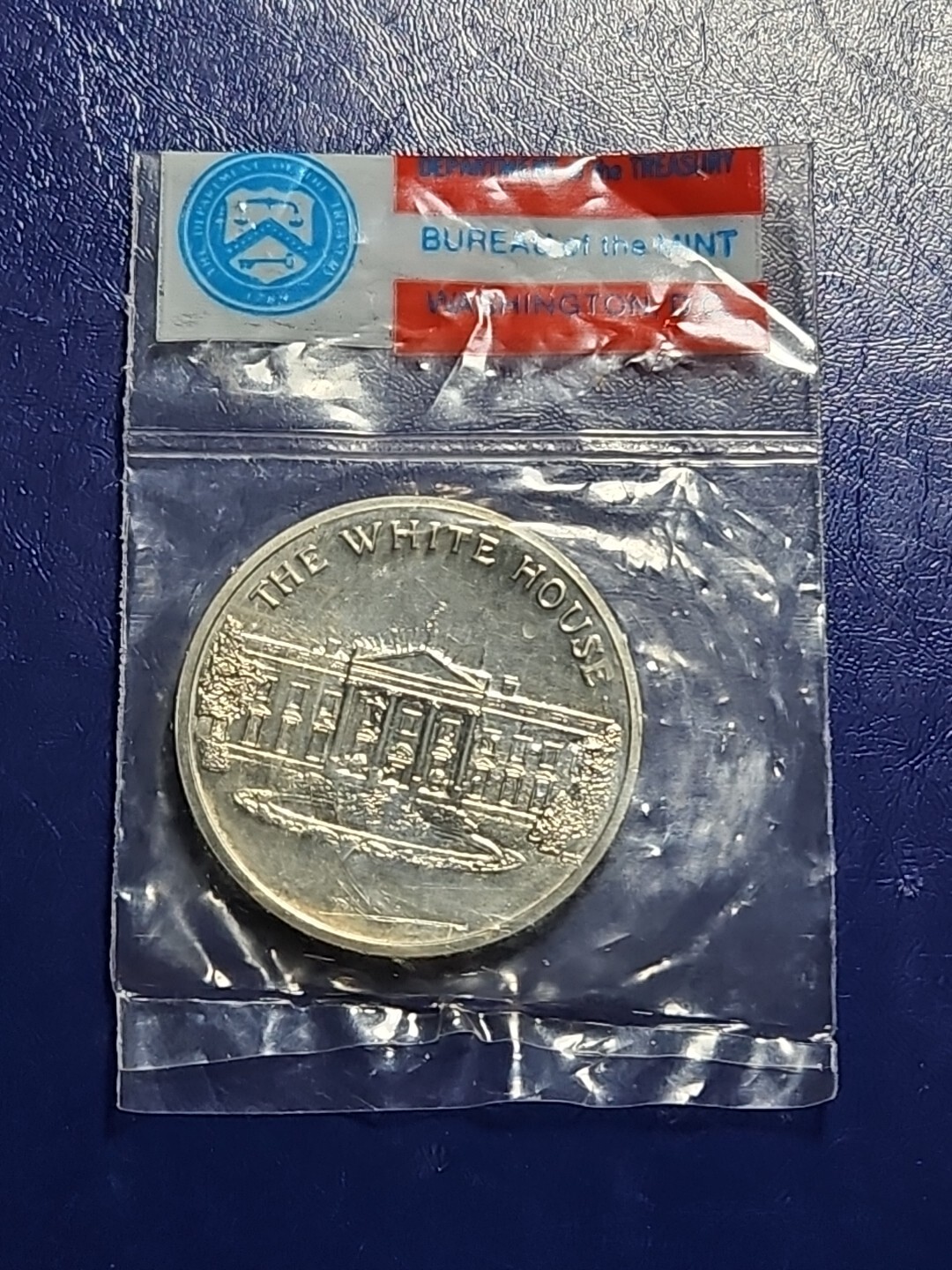 Bureau of the Mint - White House Washington DC Medal - Sealed Coin (MT ...