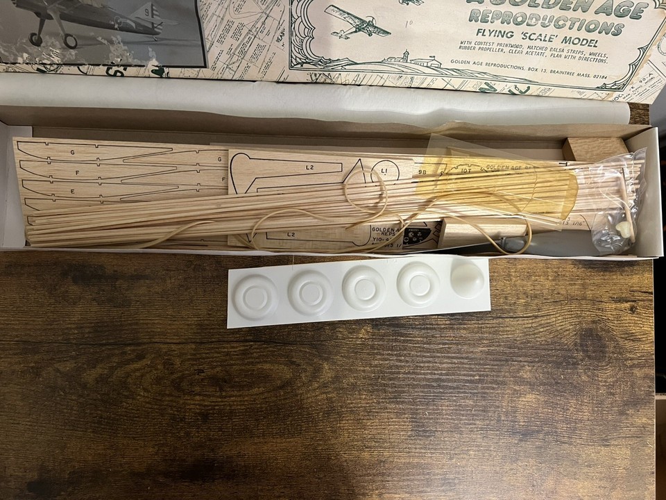 HEINKEL FIGHTER Golden Age Reproductions Flying Balsa Scale Model Kit ...