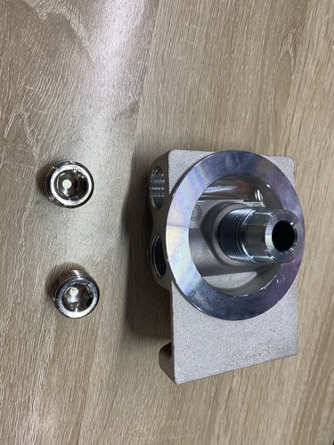 NEW NAPA 4770 / WIX 24770 fuel filter remote mounting base CAT 1R-0750 ...