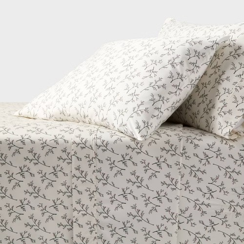 Queen 400 Thread Count Holiday Performance Sheet Set Holly - Threshold ...