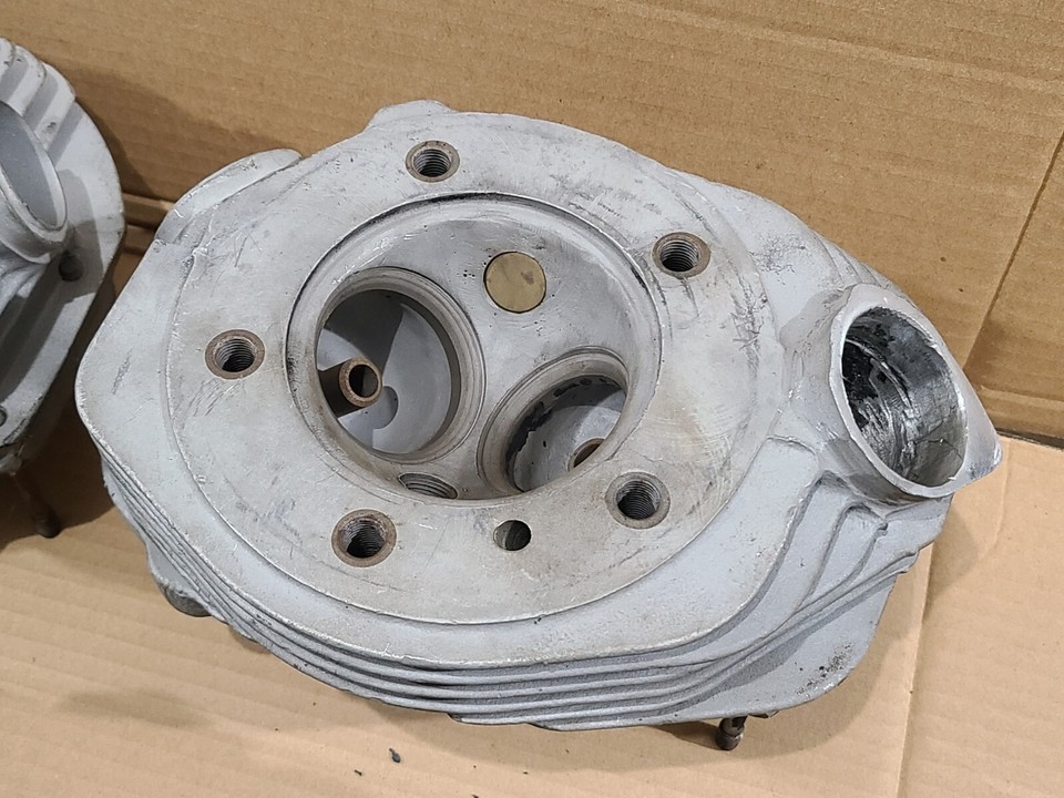 Harley-Davidson Shovelhead Cylinder Heads w/Rocker Boxes 16568-78,16587 ...