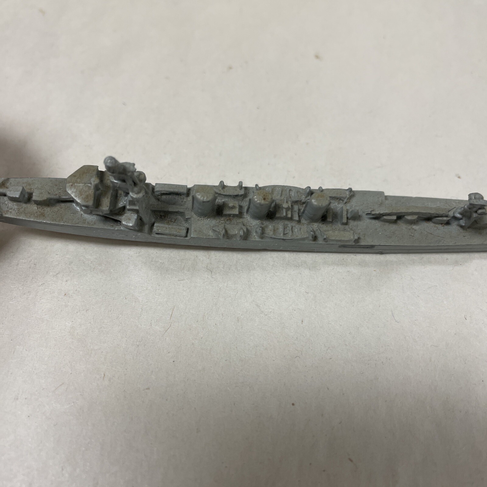 VINTAGE 1/1200 SCALE WW2 CRUISER BATTLESHIP BOAT SHIP MODEL