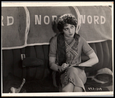 BEBE DANIELS MISS BLUEBEARD VINTAGE 1925 LINEN MOVIE VINTAGE ORIG PHOTO 675 | eBay