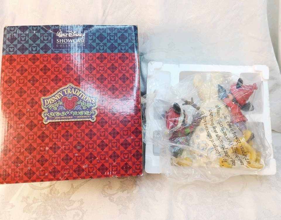 Jim Shore Disney Mikey Minnie Mouse Building Snowman Magic Comes In ...