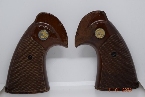 Colt Python Original Grips Gold Medallions | eBay