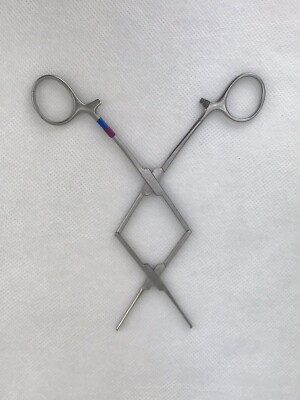 Waldemar Link 10-5210 Tendon Retriever Straight 2 x 3 Teeth Serrated ...