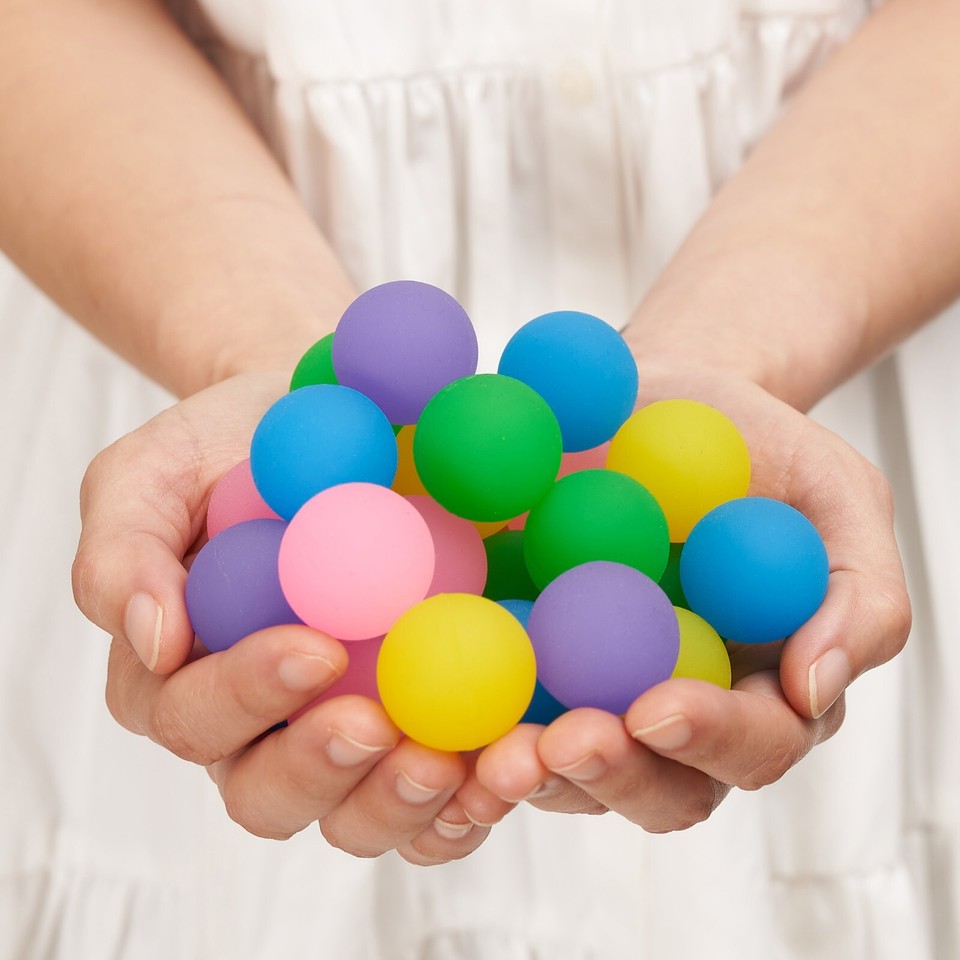85 Neon Bouncy Balls - 25mm - Small Ball for Pinata Fillers and Party ...