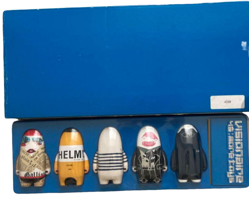 VISIONAIRE × Kidrobot V45 BLAU Weitere Spielzeugfiguren mit ...