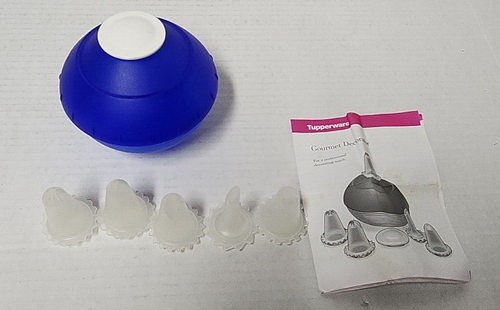 Tupperware Squeeze It Gourmet Decorator Ball #3820 Blue With 5 Sheer ...