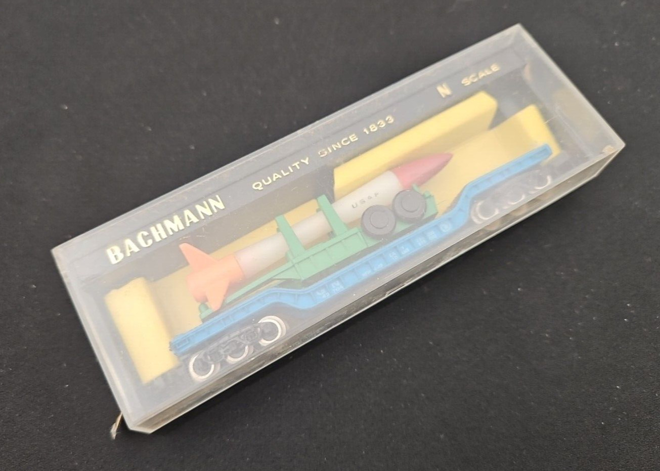 Bachmann N Scale 52' Flat Car #5519 - USAF Rocket / Missile Plastic Box ...