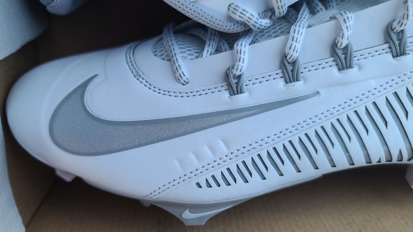 Size 11 Nike Vapor Edge 360 VC White Football Cleats DO6294-100 Me ...