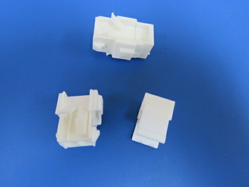 TE CONNECTIVITY 770024-1 Qty of 49 per Lot Universal MATE-N-LOK II 2 ...