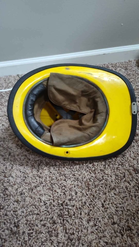 Cairns yellow EMT paramedic fire helmet safety bunker turnout ...