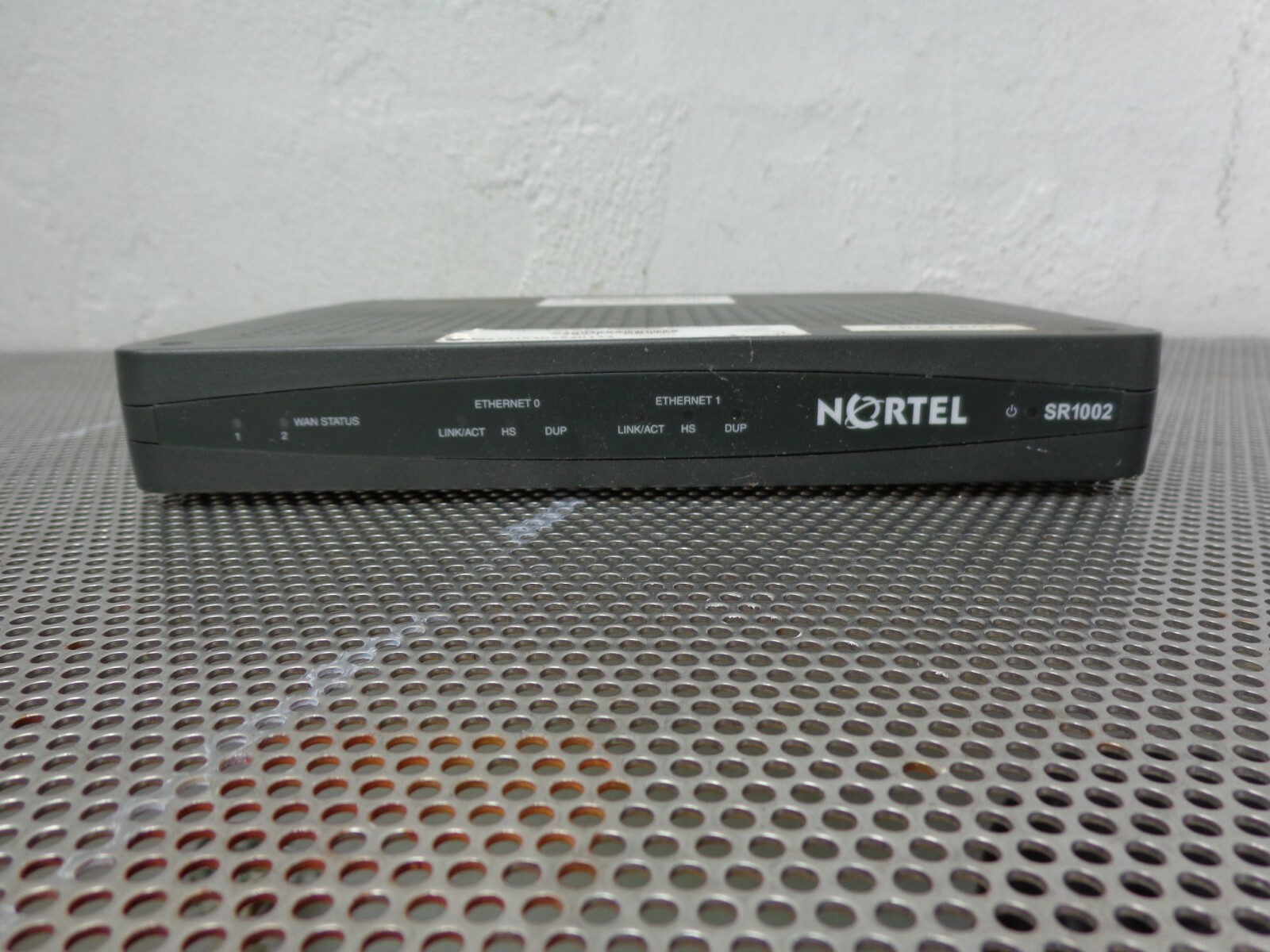 Nortel 1002/1004 Secure Router SR2101008E5 SR1002 T1 AC Chassis Need AC ...
