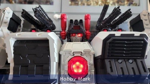 Transform W-Resources M-01 Steel Fortress FOC Metroplex Supergiant NEW ...