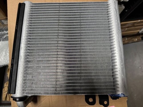 Genuine Land-Rover Auxiliary Radiator LR181758 | eBay