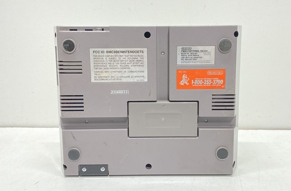 Nintendo NES Console (NES-001) w/ 4 Controllers FOR PARTS | eBay
