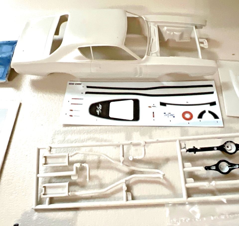 AMT ERTL 1971 Dodge Charger '71 Model Car Kit 1:25 #30053 | eBay