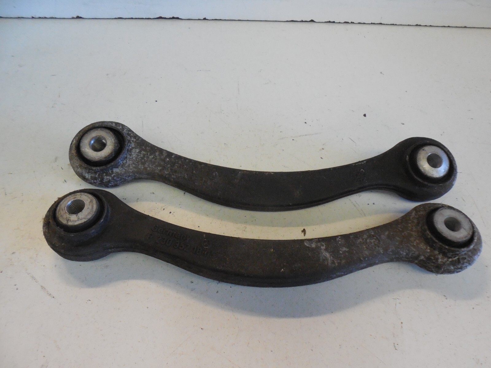 03-05 Mercedes W211 E320 E350 Sedan Rear Left And Right Upper Control ...