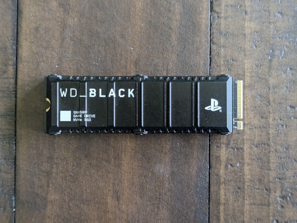 WD Black SN850P 2TB PS5 SSD w/ Heatsink NVMe M.2 PCIe Gen4 Official ...