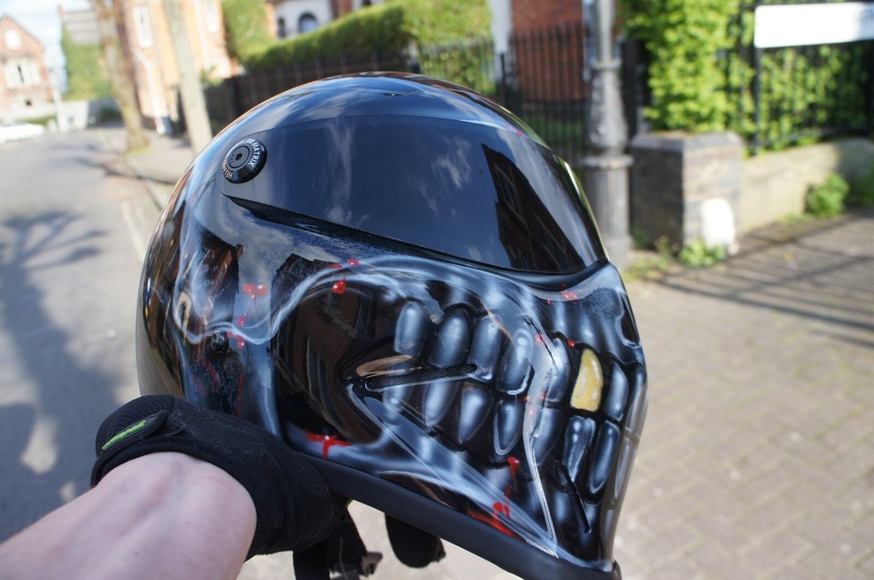 Graphic Custom Painted Motorcycle helmet airbrushed in Skull design ...