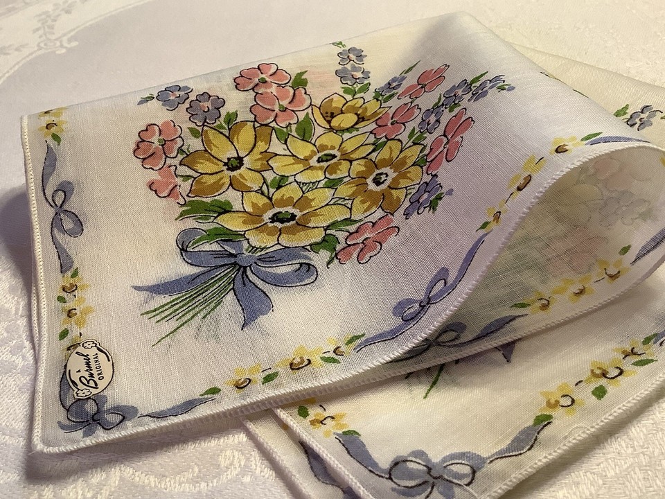 9028🌟Vintage 40s Floral Sweet Country Gathered Bridal Wedding ...