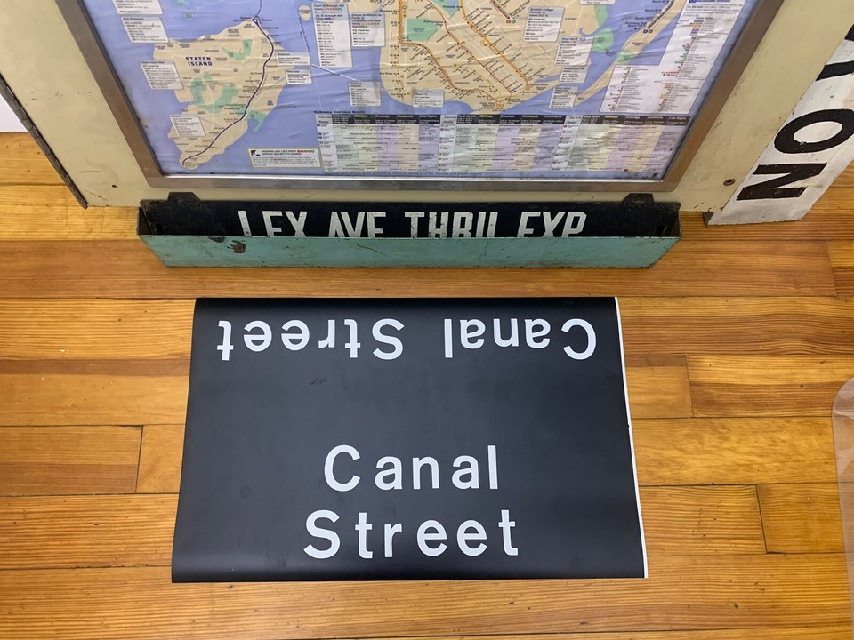 NYC SUBWAY ROLL SIGN CANAL STREET MANHATTAN CHINATOWN SOHO TRIBECA ...