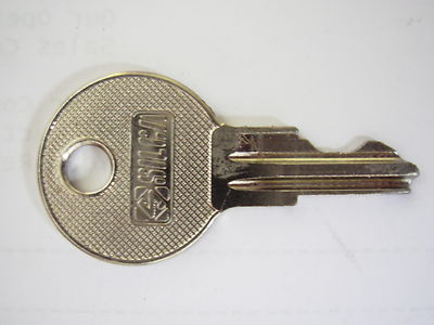 Pride GoGo, ES8 & ES10 mobility scooter key - spare key mobility ...