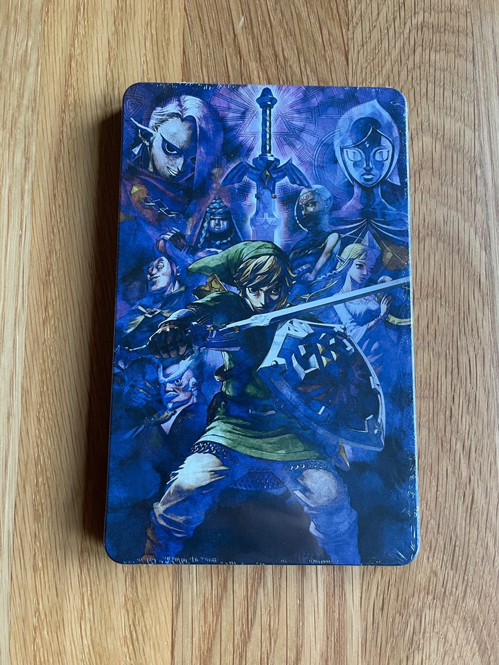 Legend of Zelda: Skyward Sword HD w/ Steelbook, Postcard Set & Keyring ...
