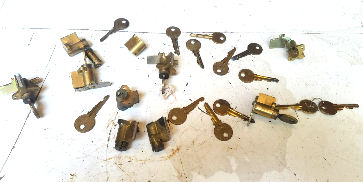 Lot of USPS post office service Mail PO Box Locks Cylinders Keys Parts ...
