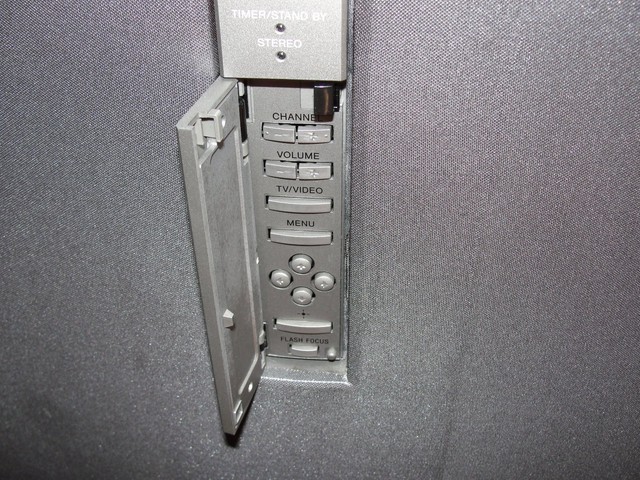 [TOMT] [OBJECT] [2000s] a Sony rear projection television set that my ...