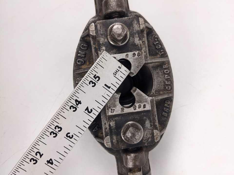 Armstrong Pipe Threader w/ Pipe Handles 31" overall - bridgeport ct ...