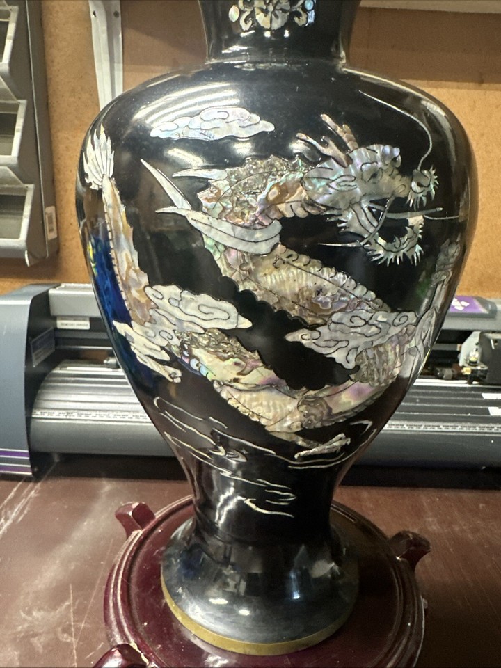 Antique Chinese metal vase in great condition with Stan | eBay