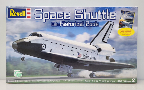 2005 Revell Space Shuttle w/ Historical Book 1:144 Plastic Model 85 ...