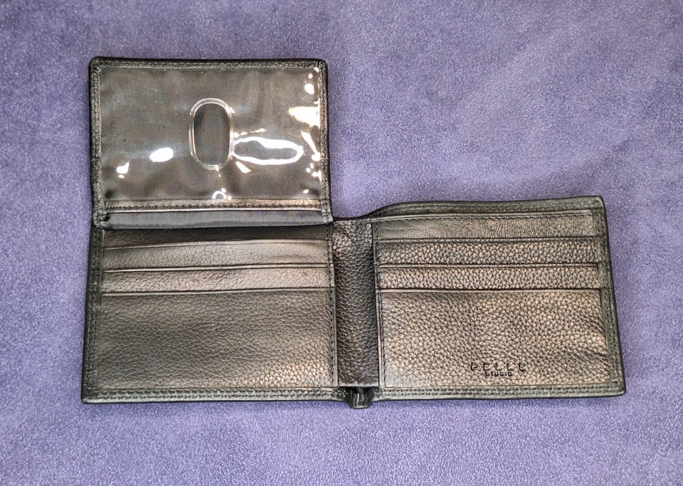 PELLE Studio Wallet Black Soft Leather Bi-fold 4.5" x 3.5" - By Wilson ...
