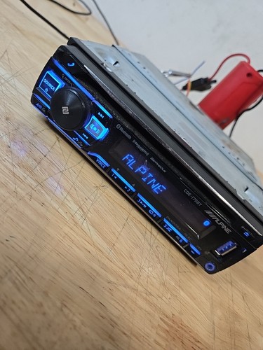 Alpine CDE-172BT CD/USB Receiver with Advanced Bluetooth CD PLAYER Car ...
