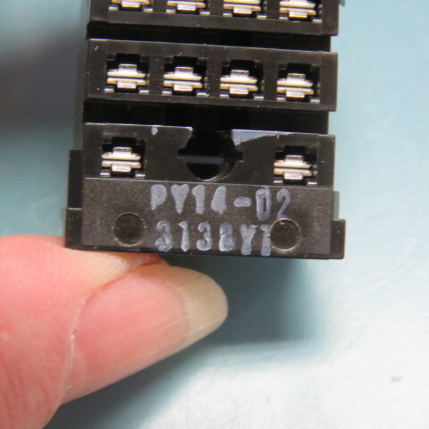 OMRON PY14-02 Qty of 15 per Lot Relay Socket Through Hole | eBay