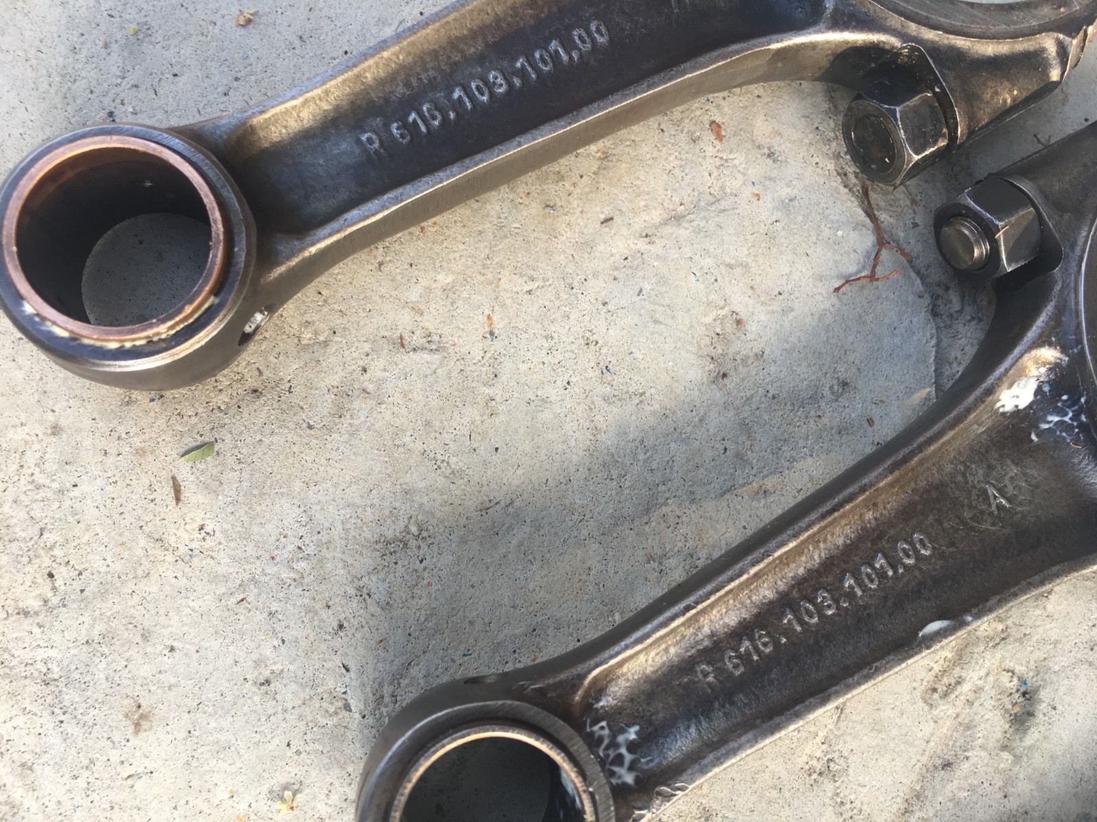 Porsche 356 912 Connecting Rods (4) Set 2 616 103 101 00 | Vintage Part